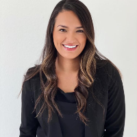 Elyssa Airbnb property Manager Los Angeles County in United States